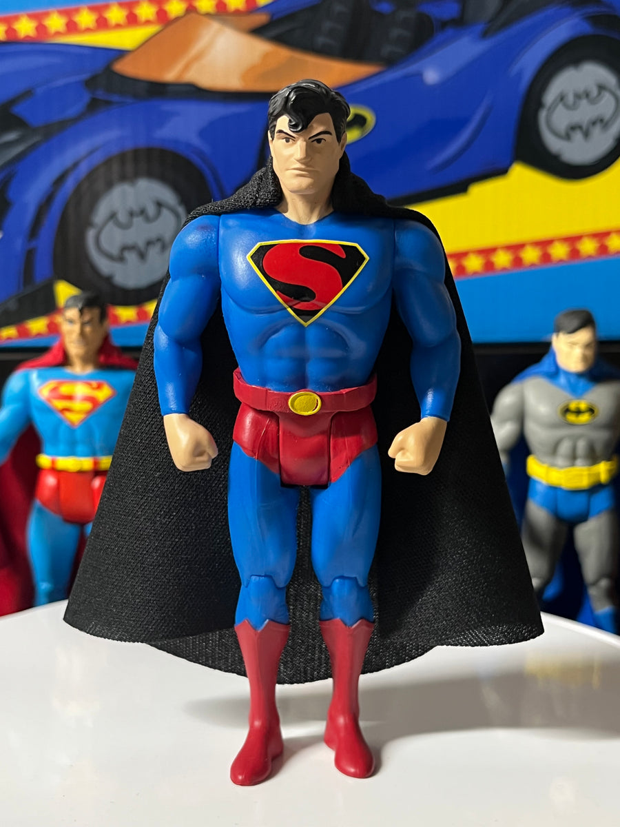 McFarlane Super Powers Black & White Superman Cape – thecapemaster