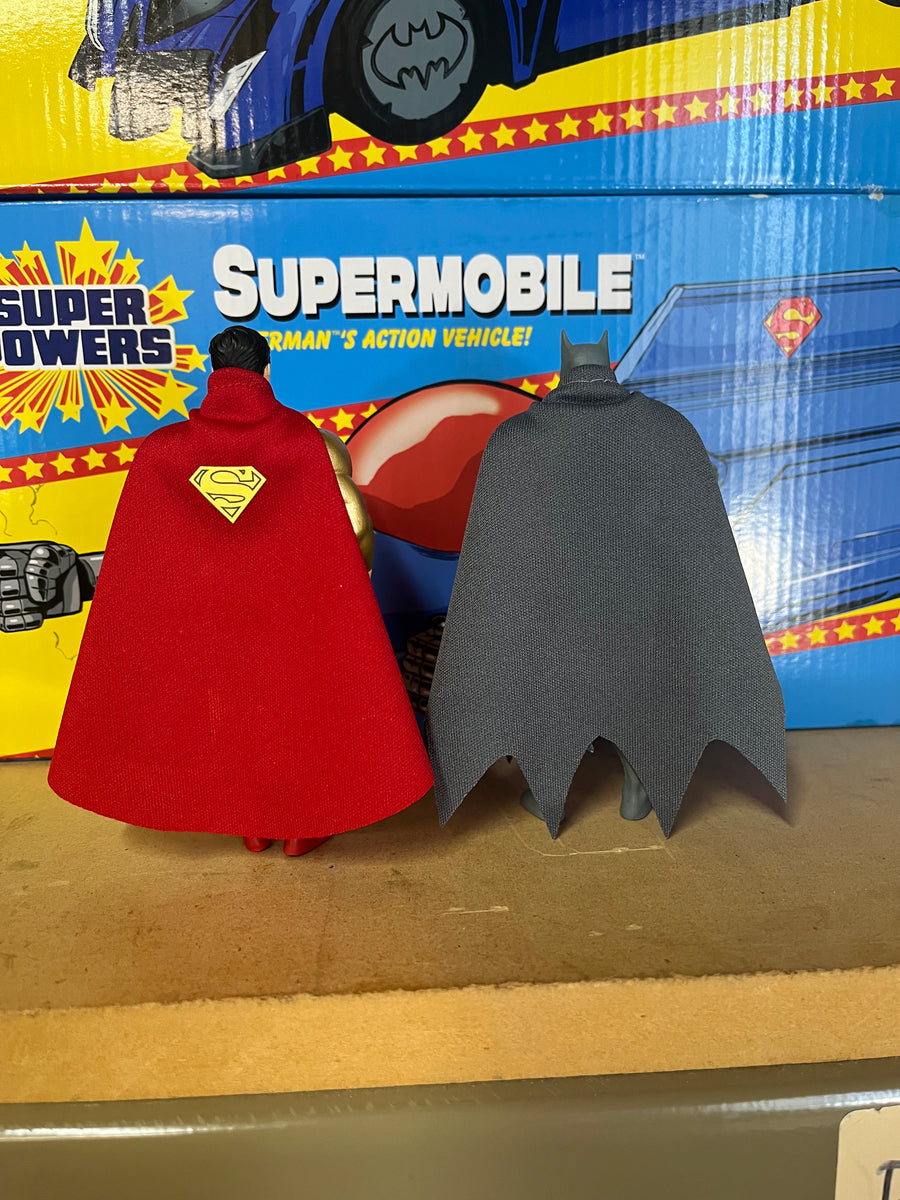 McFarlane Super Powers Wave 7 Batman & Superman Capes – thecapemaster